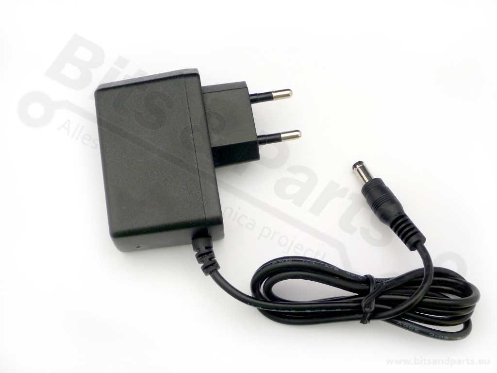 Voeding/Adapter 12 Volt / 1,5A gelijkspanning schakelend - Bits & Parts ...